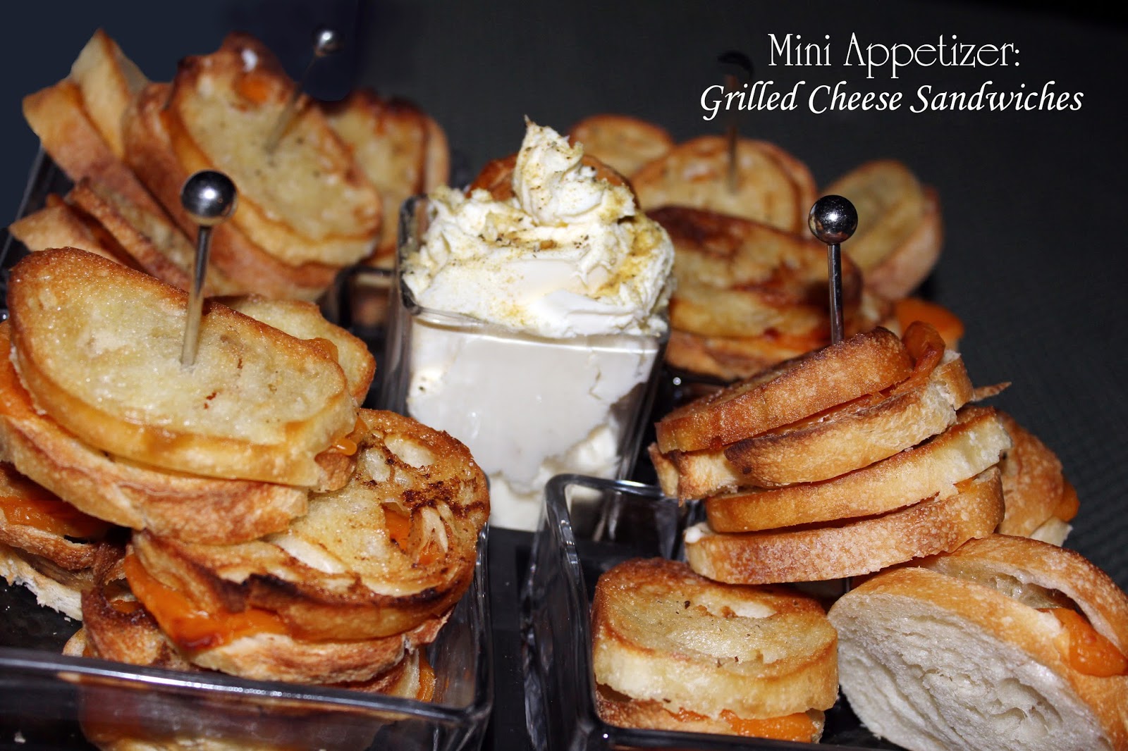 Easy Mini Grilled Cheese Sandwiches - Lou Lou Girls