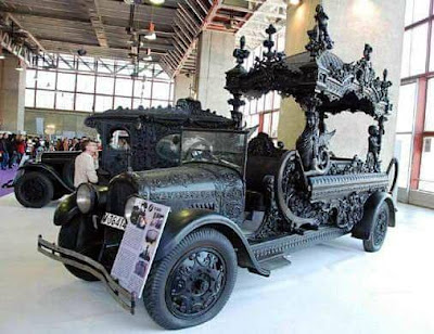 MUSCLE CAR COLLECTION : Classic Gothic Car