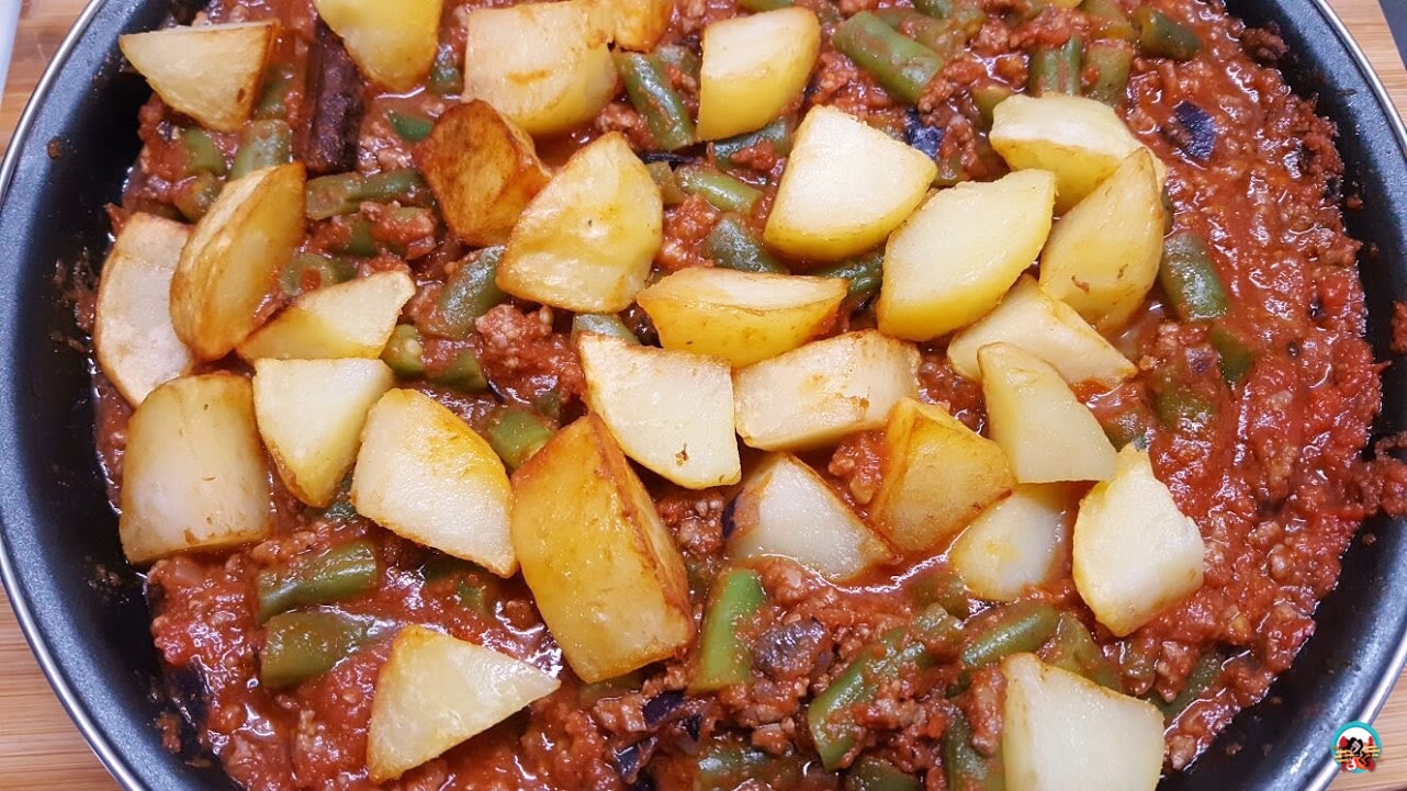 Estofado de carne con papas - ¡Huele Bien!