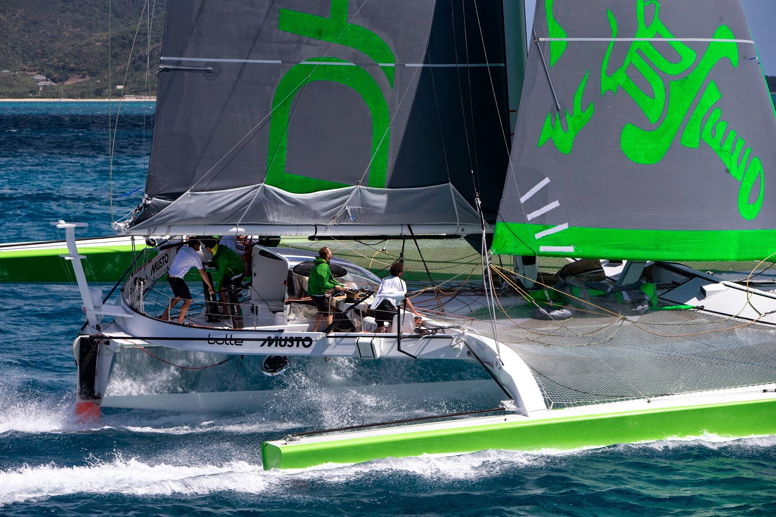 Mod70 / "Around Antigua Island" Record for Michel Desjoyeaux and Phaedo ...