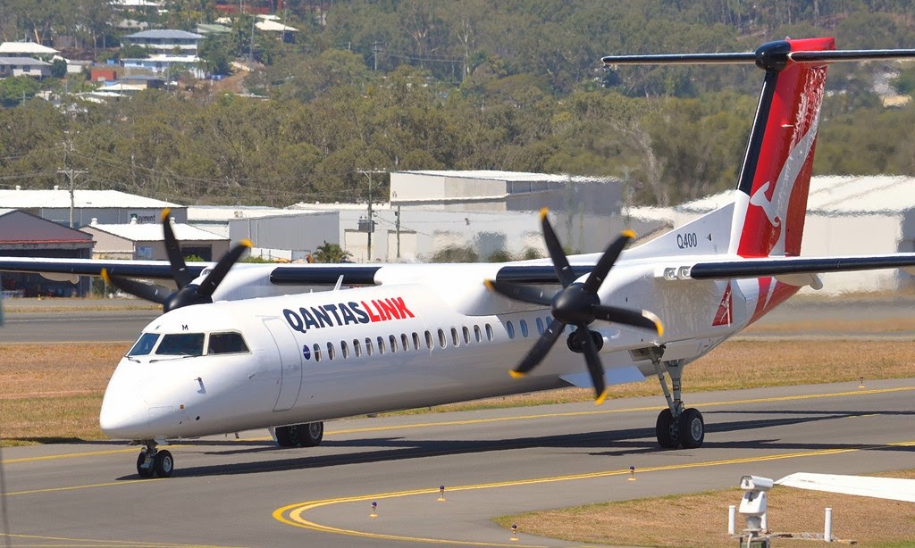 Central Queensland Plane Spotting: Photos of New QantasLink Dash-8-Q400 ...