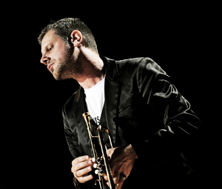 FABRIZIO BOSSO FAN CLUB: FABRIZIO BOSSO FAN CLUB