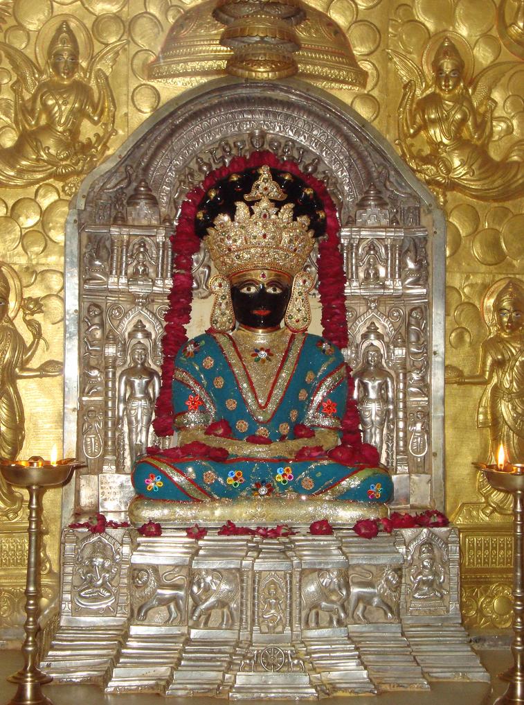 108 Parshwanath Bhagwan: ...Shri Paras Iktisa...