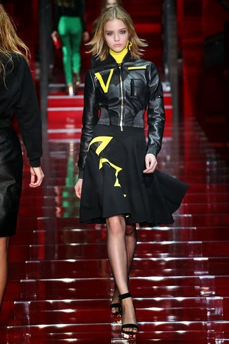 Versace Fall/Winter 2015 Milan Fashion Week Show