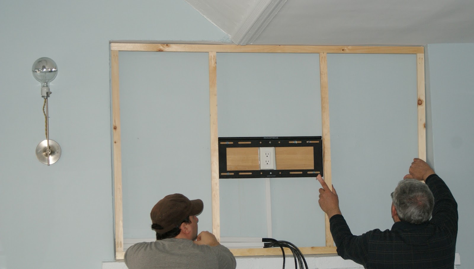 It's a MavenFresh World: PFMs Do It Better: DIY Wall Art/How to Hide ...