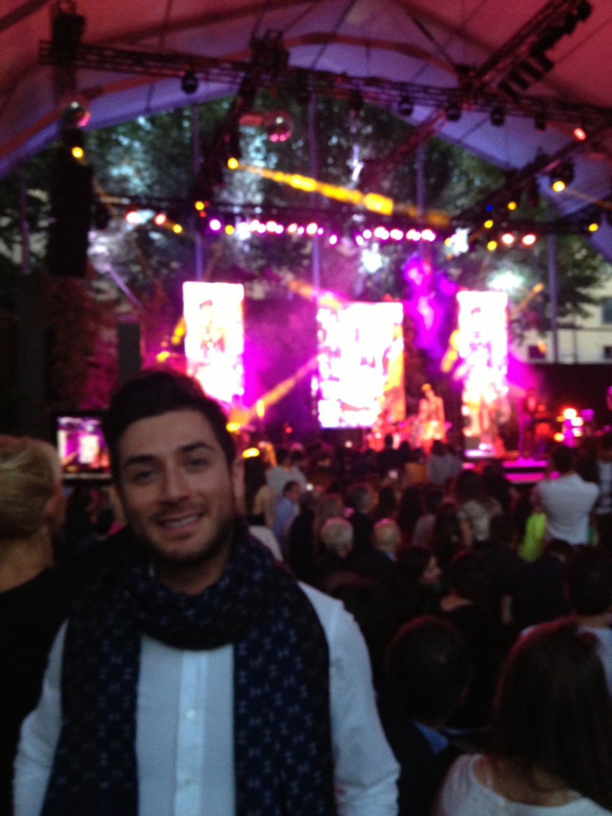 PARTY GLAMOUR_MAGAZINE LIVE SHOW with Solange Knowles