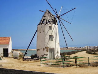 Betsy's Briefings: A Mud Bath at Lo Pagan