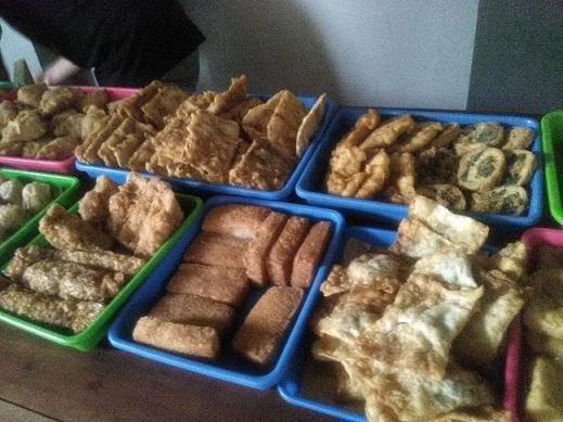 Wedangan Khas Solo D'Jembuk ~ Jutaan Resep Makanan dan Minuman