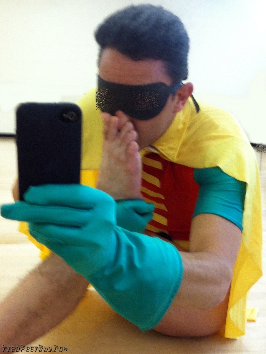 TFG Robin Feet, Part 2 – Captured Heroes