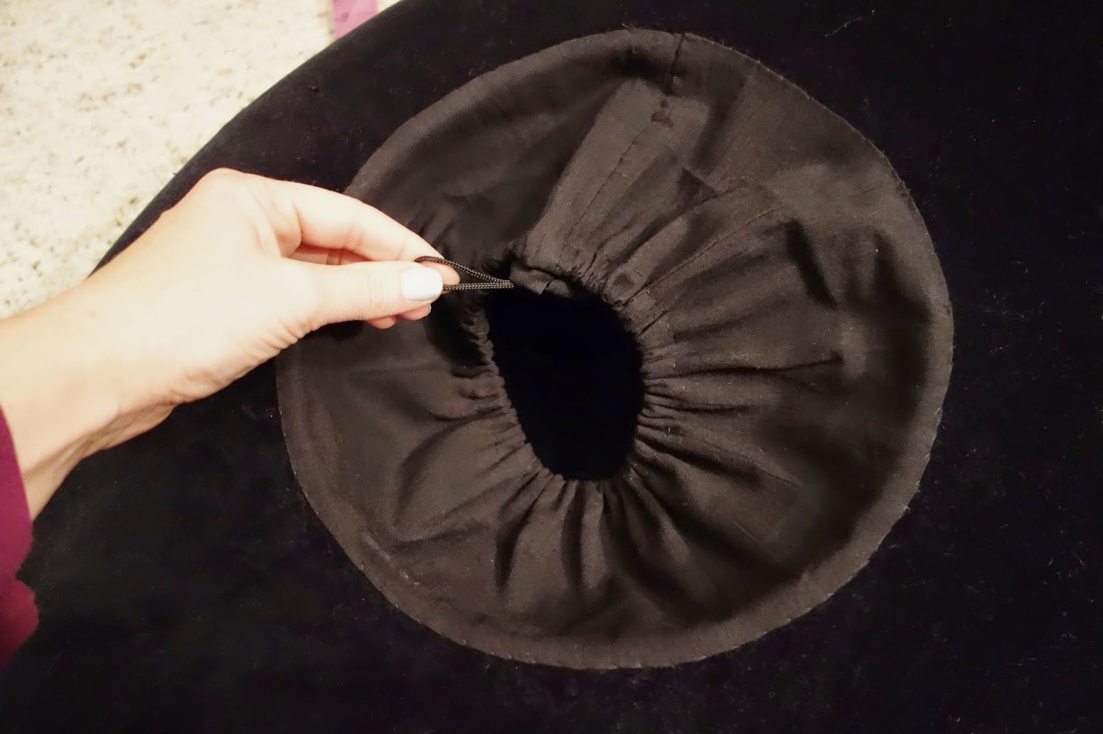 Festive Attyre: Merry Widow hat and Gibson Girl hair