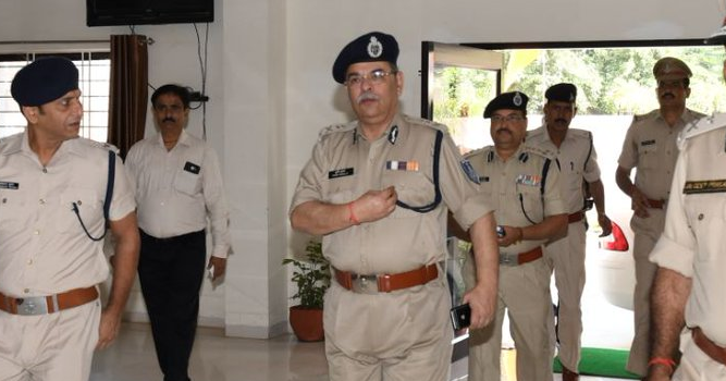 अभिषेक मिश्रा कांड के कारण ऋषि कुमार DGP पद से हटाए गए | MP NEWS
