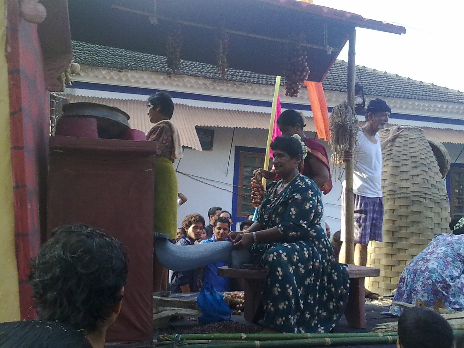 Goan Festivals: Bonderam : Festivals of Flags at Divar Goa