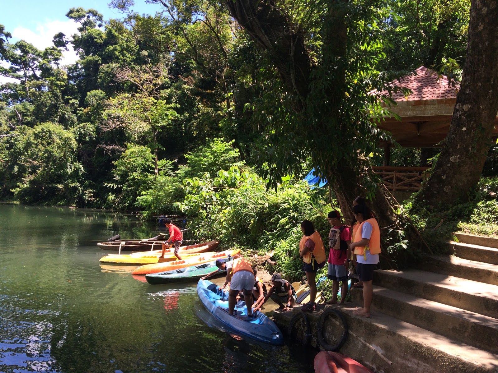 Travel Guide to Bulusan Lake - From The Highest Peak to The Deepest Sea