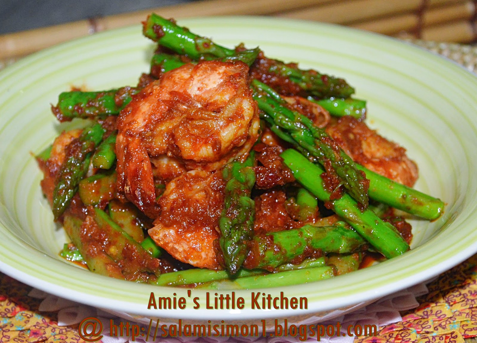 Asparagus Goreng Belacan - Amie's Little Kitchen