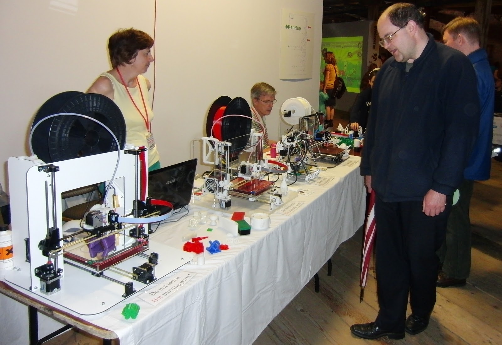 HydraRaptor: Mendel90s at Manchester Mini Maker Faire