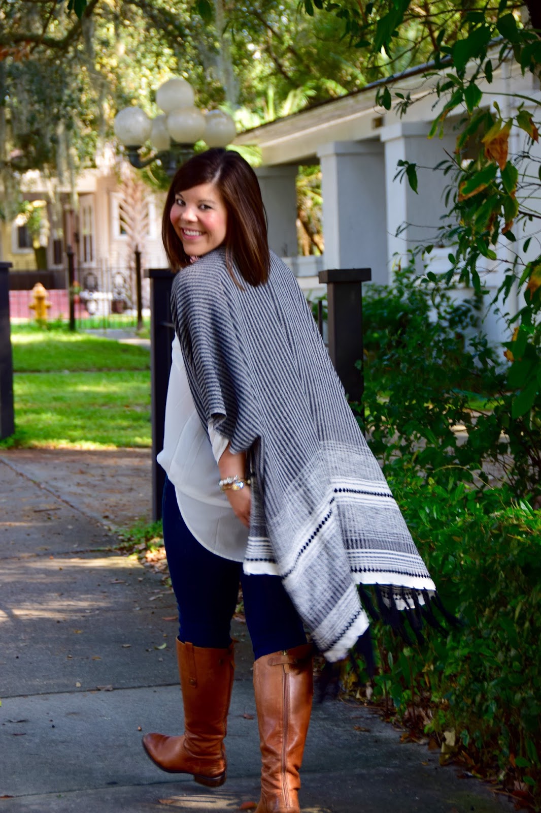 On the Dotted Line - Girl Meets Bow