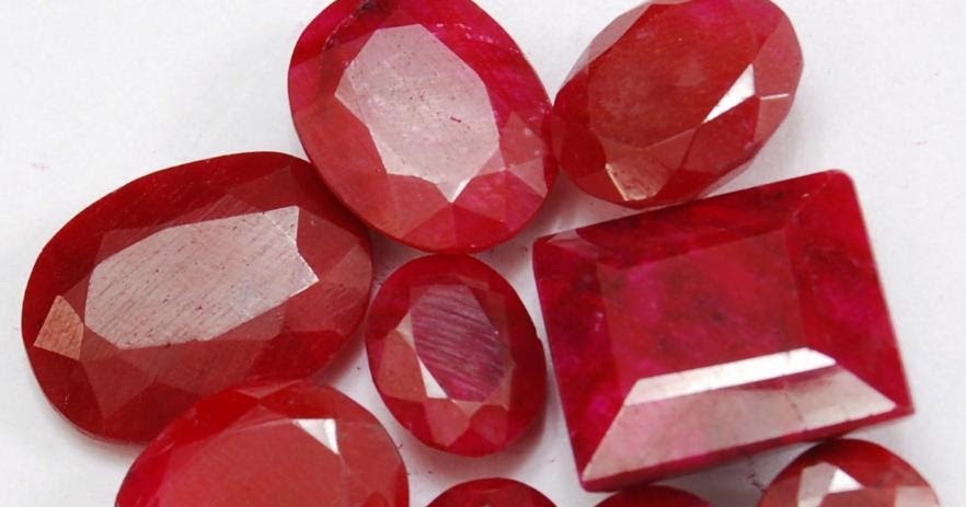 ULIJUA KWAMBA RUBI NA JOHARI NI MADINI YA AINA MOJA? ~ FICHUO