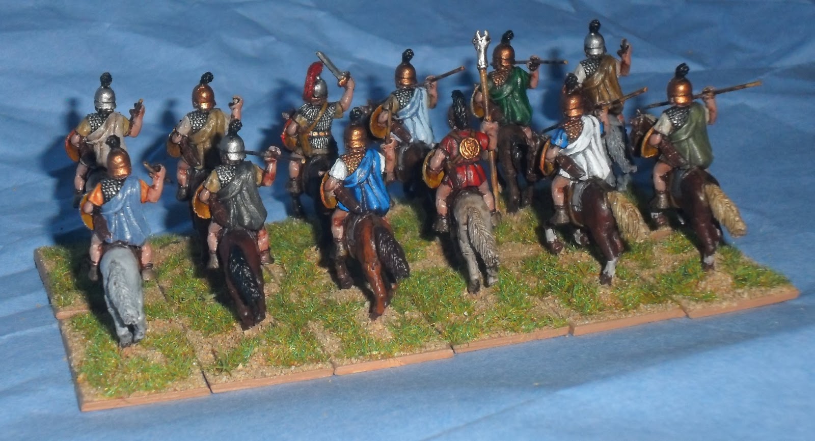 PARADE GROUND 20mm: Iberian Heavy Cavalry