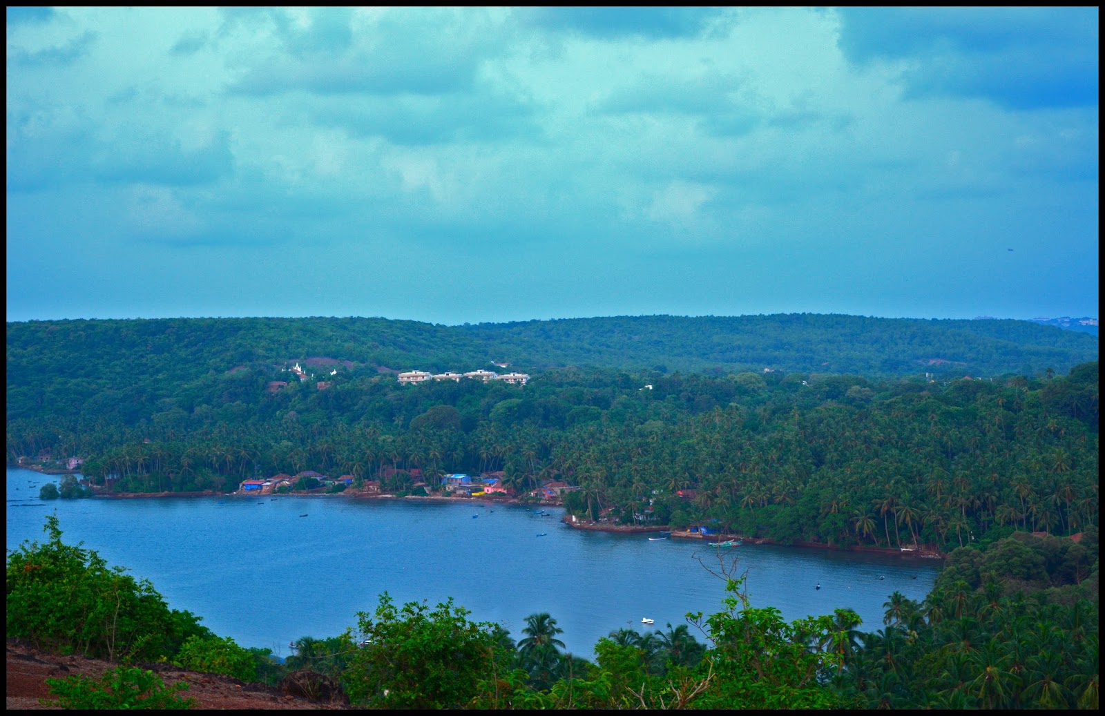 Chapora Fort,Goa,India | Travel life journeys