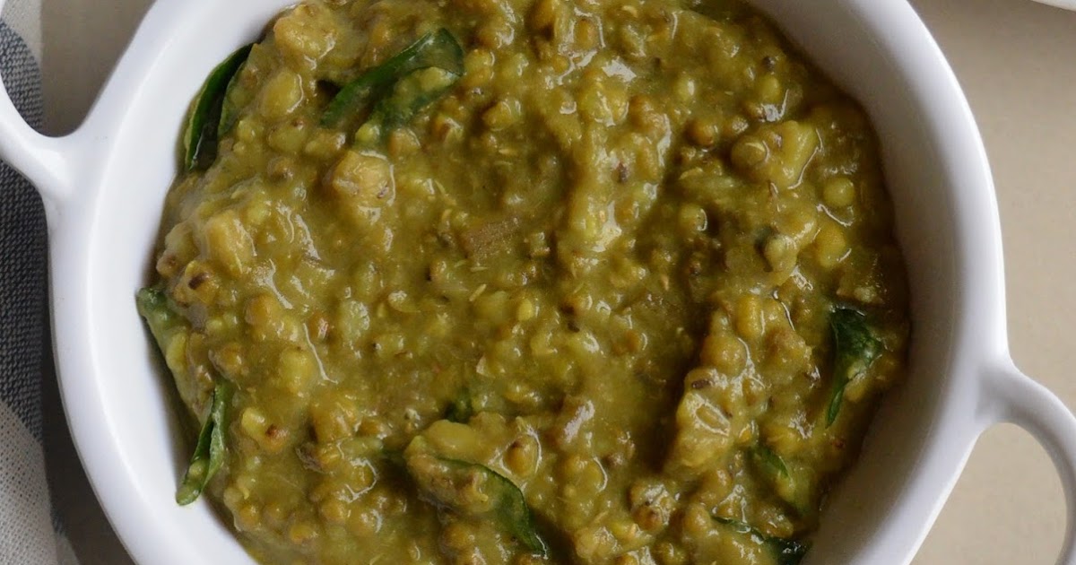 Indulge...: Kaya Cherupayar Puzhukku | Ethakka Cherupayar Curry ...