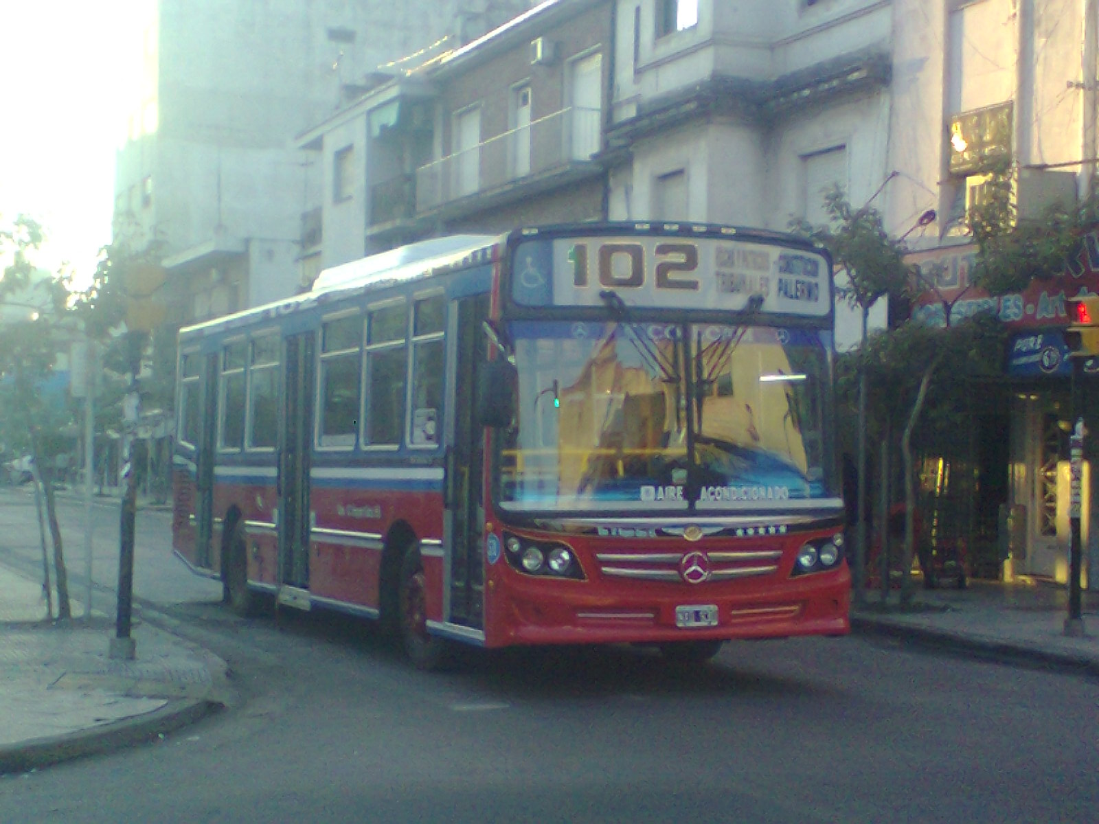 VEHÍCULOS EN GENERAL: 246 - LINEAS 102 Y 105 DE CAPITAL FEDERAL - FOTOS