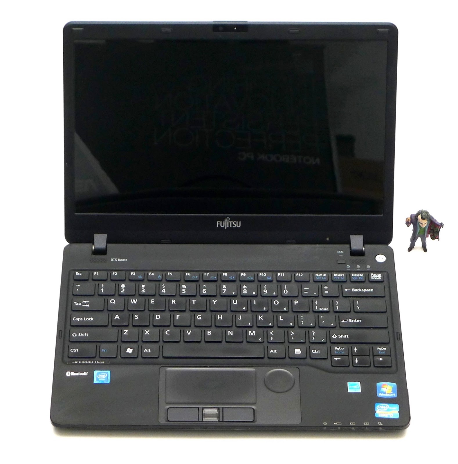 Fujitsu LifeBook SH771 | i7 | RAM 8GB | HDD 750GB | Jual Beli Laptop ...