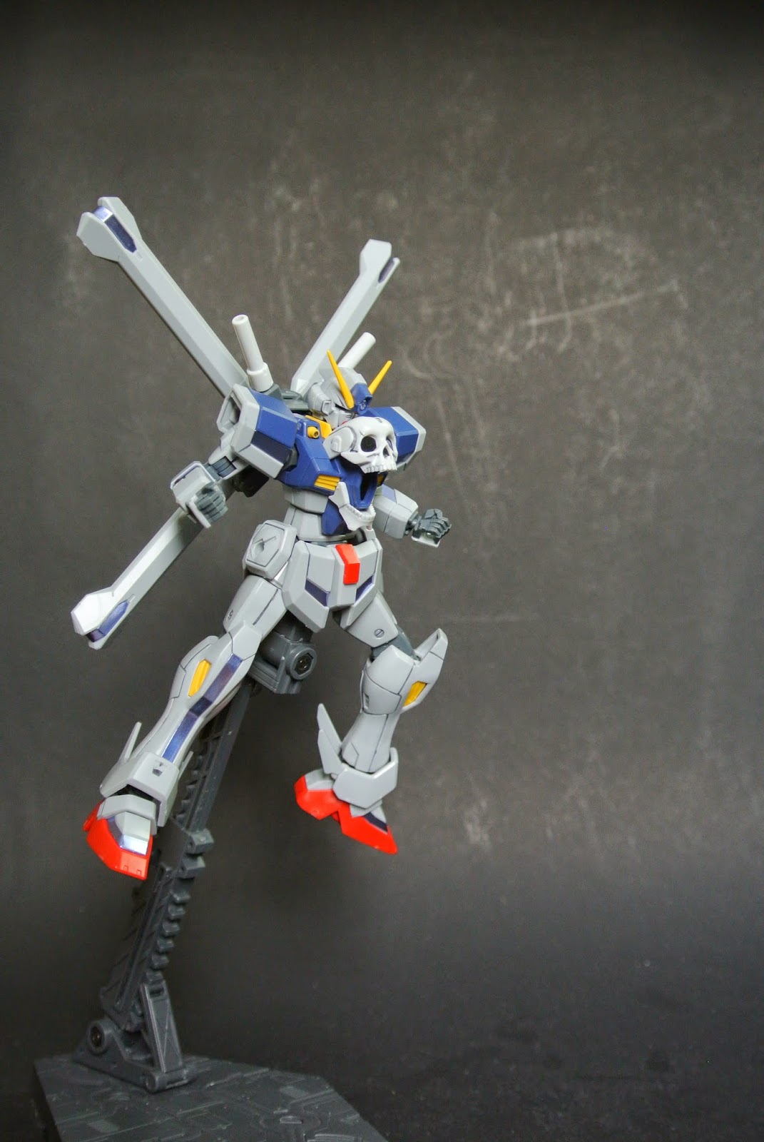 GunplaWorks: A gift from a friend: HGBF 1/144 Crossbone Gundam Maoh ...