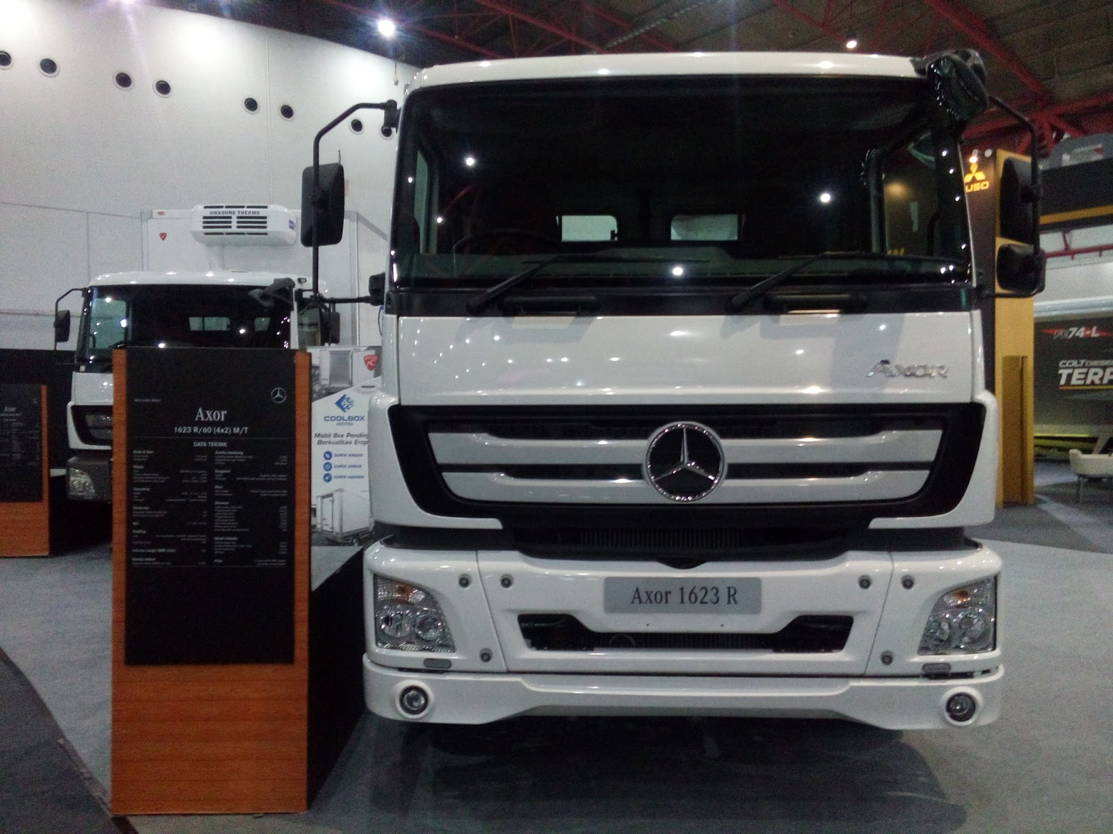 MERCY AXOR JAKARTA: DEALER BENZ AXOR