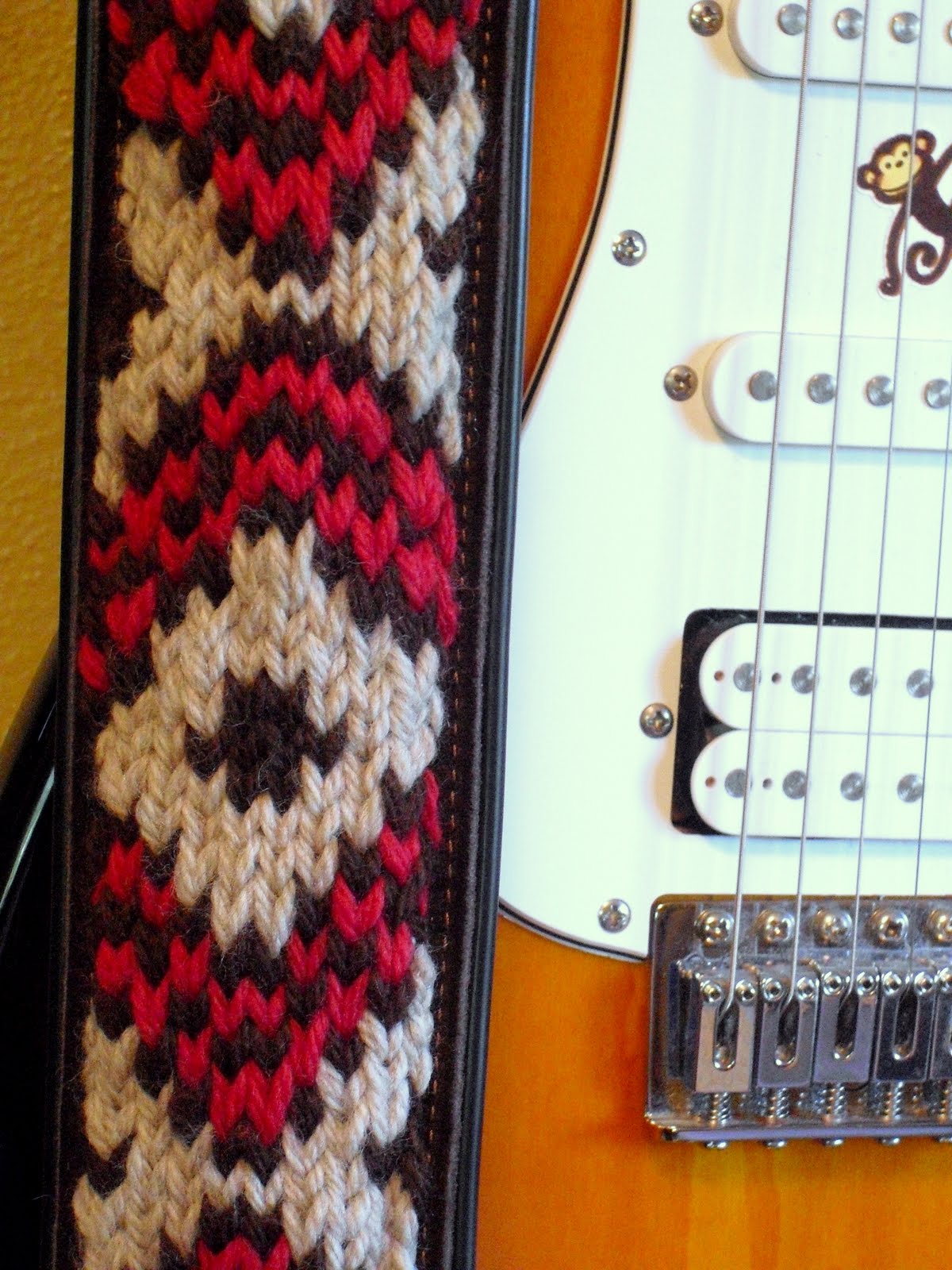 Gift Idea: Knit Guitar Strap (with pattern chart)