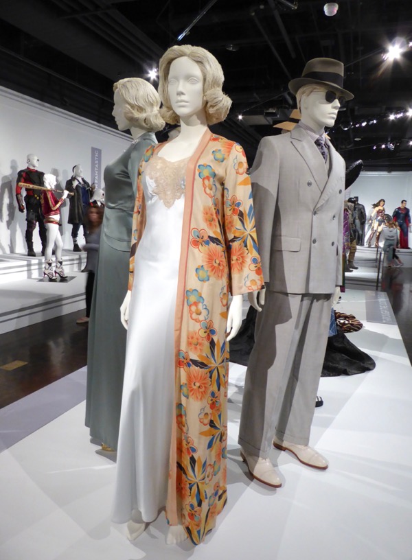 Hollywood Movie Costumes and Props: Oscar-nominated Allied film ...