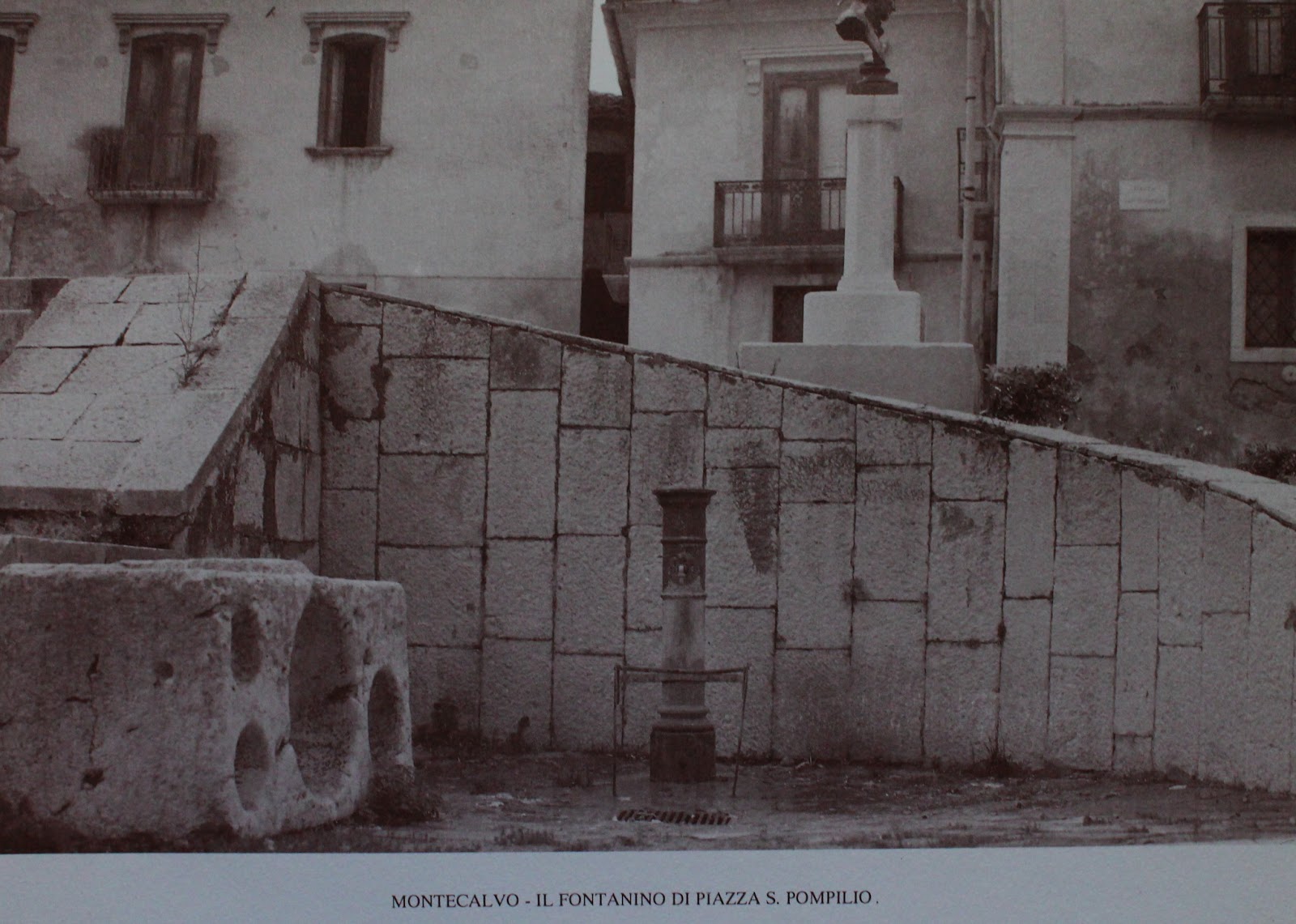 Montecalvo e dintorni...: Fontane nel territorio montecalvese.