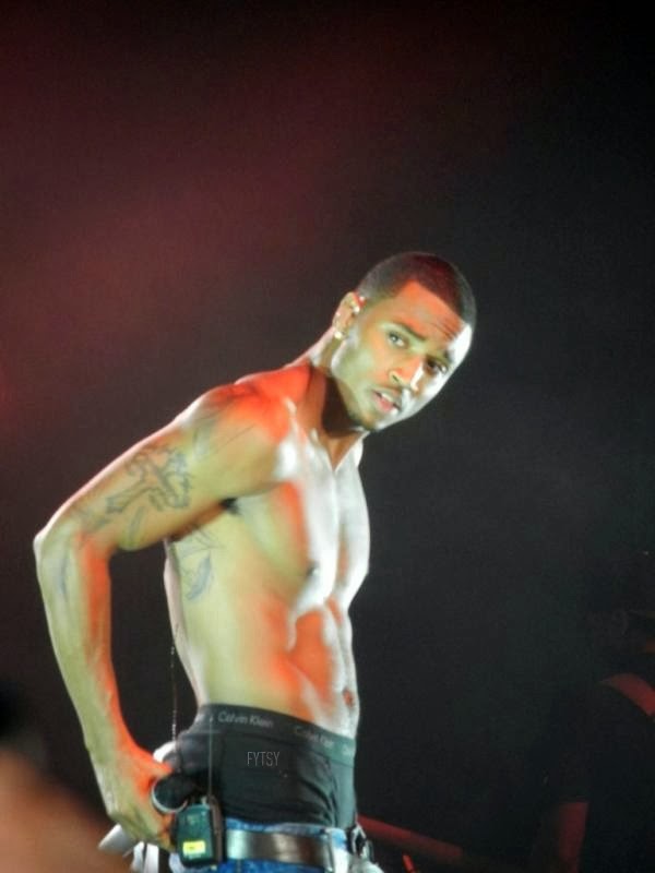 Celeb Saggers: Trey Songz Sagging Calvin Kleins