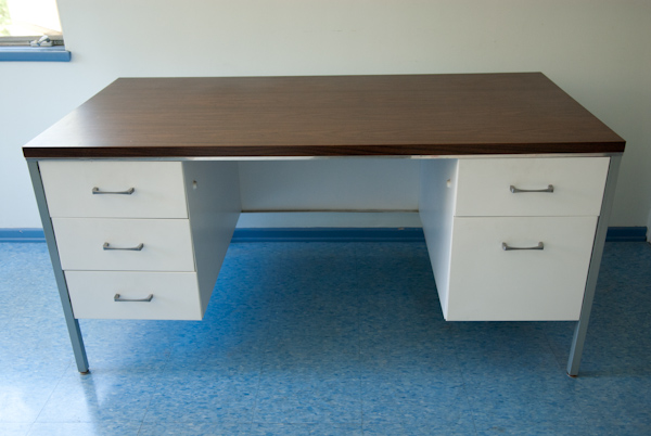 heygreenie: 70's desk