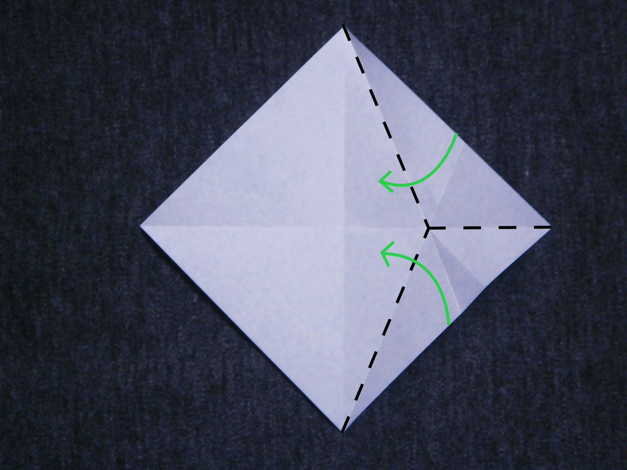KATAKOTO ORIGAMI: Step5 "Rabbit ear fold"