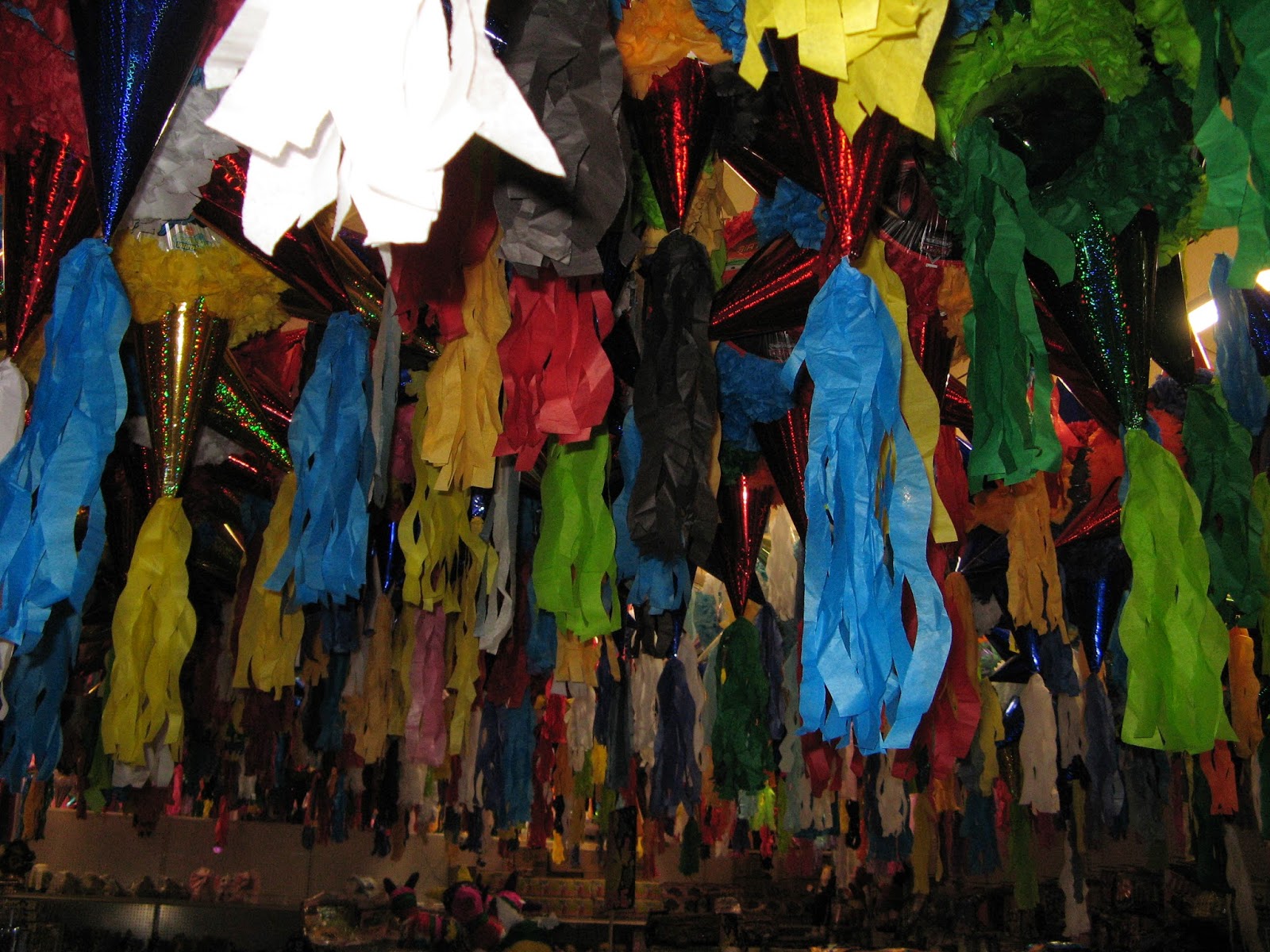 TRAVELS (and more) WITH CECILIA BRAINARD: The Pinata District of Los ...