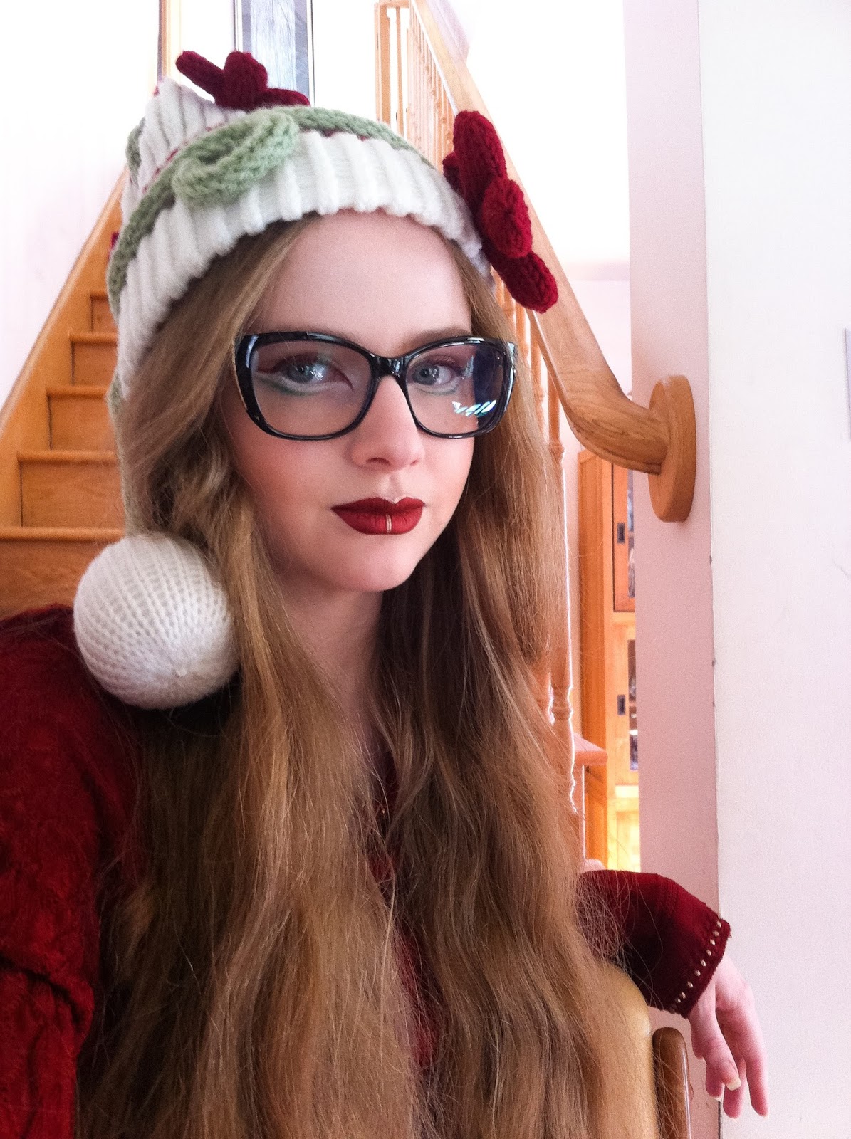 Forgotten Trinkets : Making an Ugly Christmas Hat