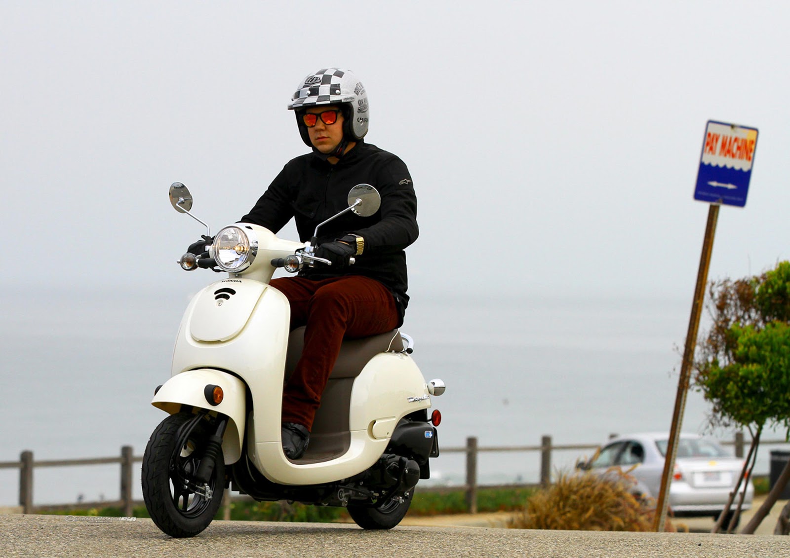 What We See From Honda Metropolitan 49cc Scooter? | I Scooter Motor