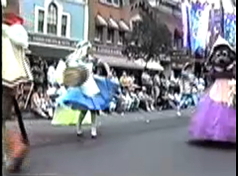 Filmic Light - Snow White Archive: Snow White Parade (50th Anniversary ...