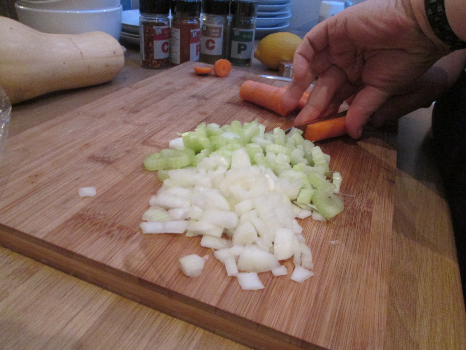 Soups of the World - Shorabit Jarjir
