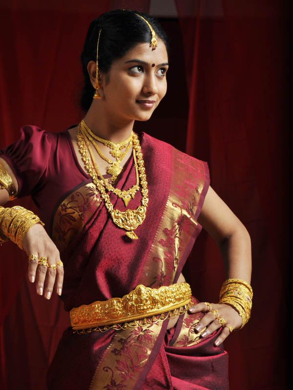 .: Liya Sree in Silk Saree Photo Gallery
