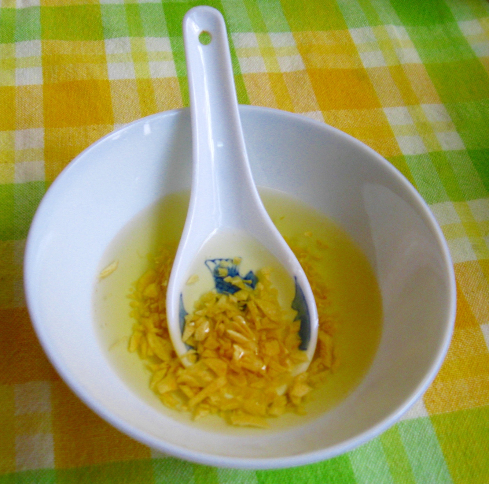 Chai Kueh (Steamed vegetable dumplings)