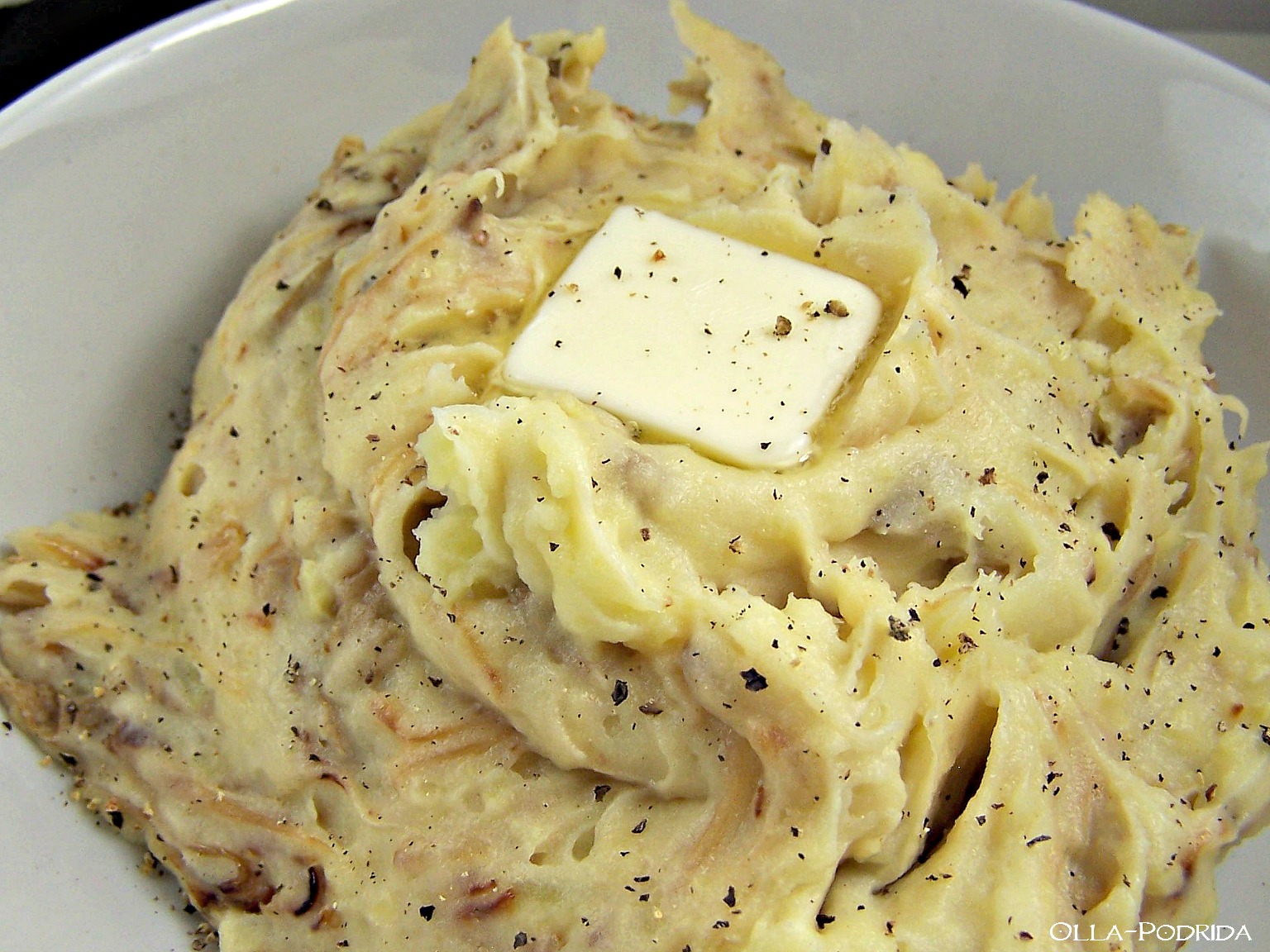 Olla-Podrida: Rustic Mashed Potatoes with Caramelized Onions