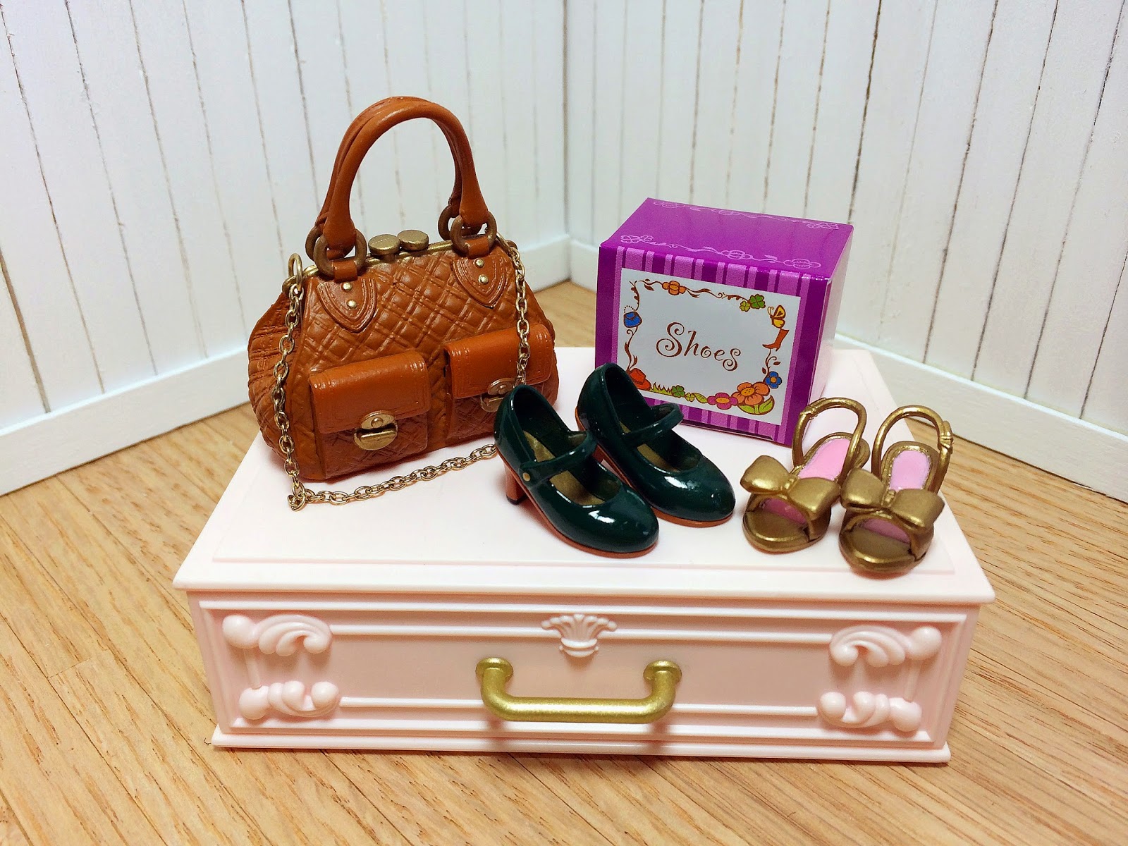 Moonrabbit_ly's Miniature World: Re-ment Petite Shoes And Purses