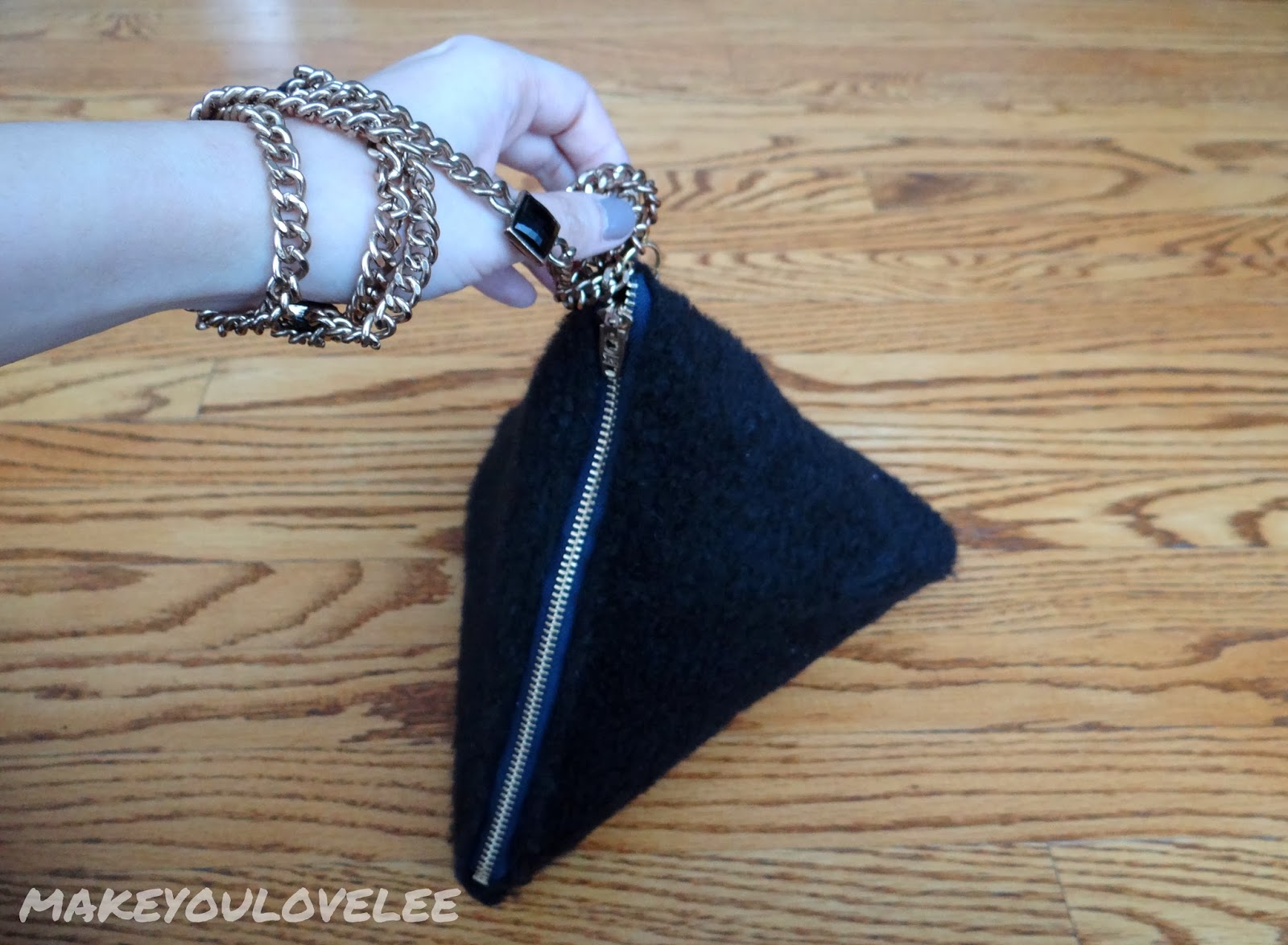 Make You Love Lee: DIY Pyramid Purse