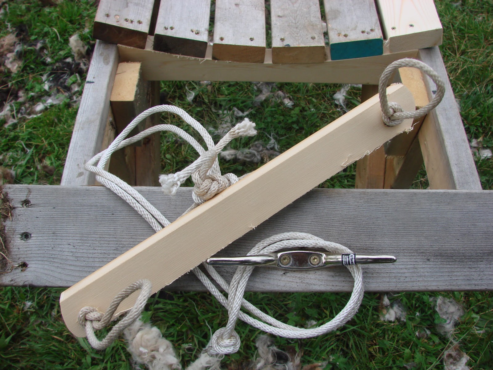 Kilpelän Luomutila ja Sen Ympäristö: My Self-Loading Sheep Shearing Table