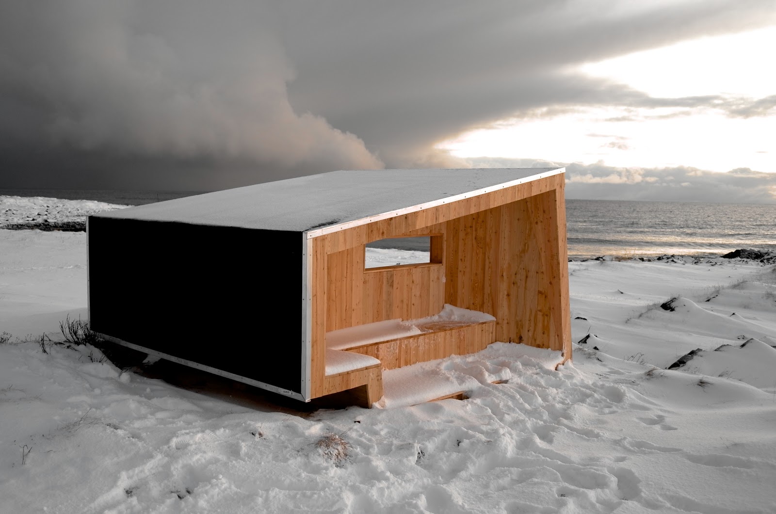 biotope: Architecture & nature - the Steilnes bird hide / wind shelter