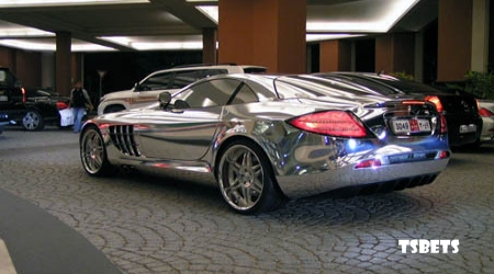 VelocMax: carros feito de prata