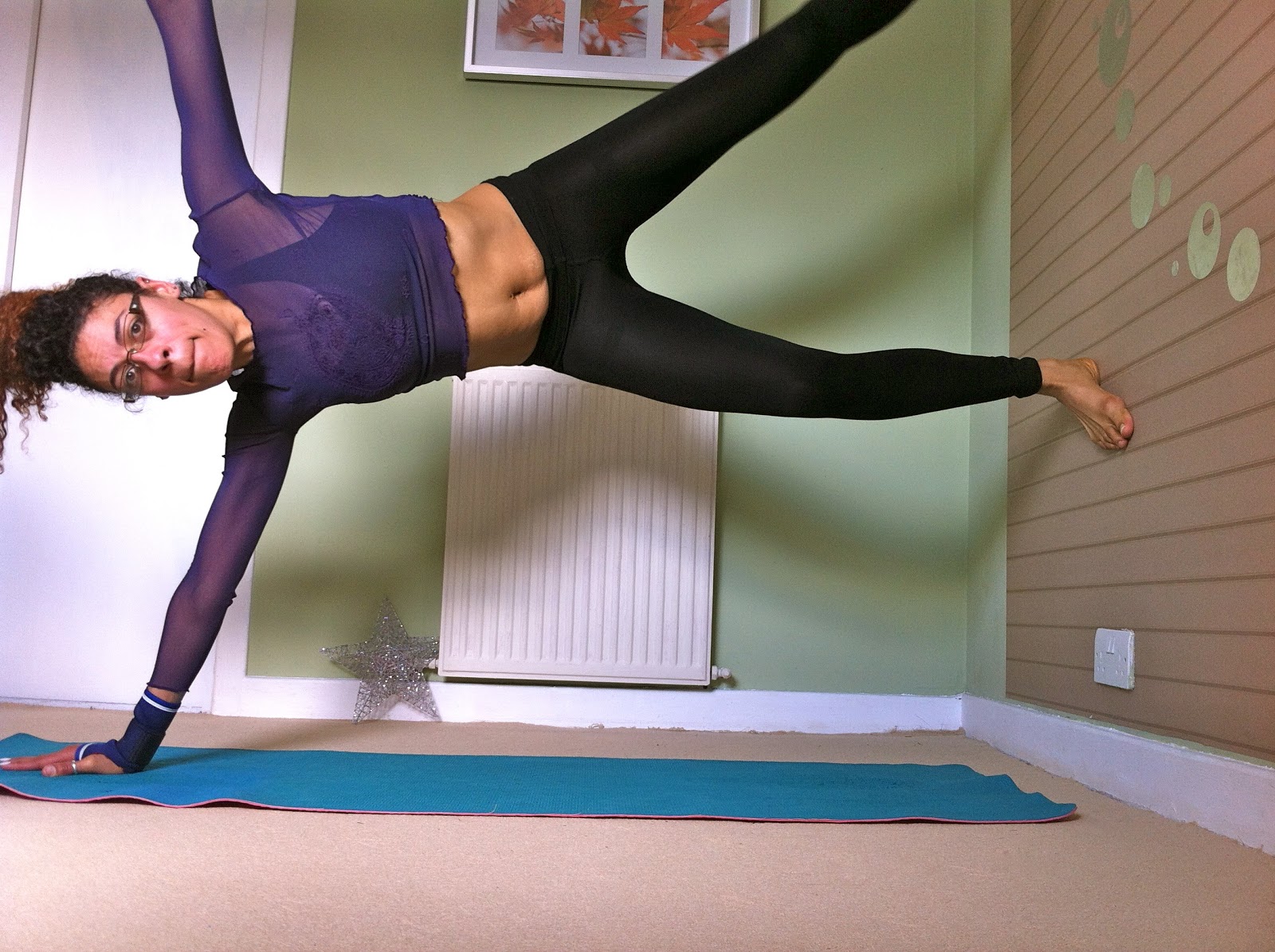 ॐ YogaSanity : Star Pose Challenge by Ayamihiroshige ॐ