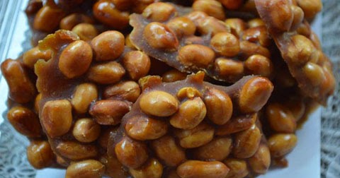 Resep Membuat Ampyang Kacang Gula Merah - Happy Resep