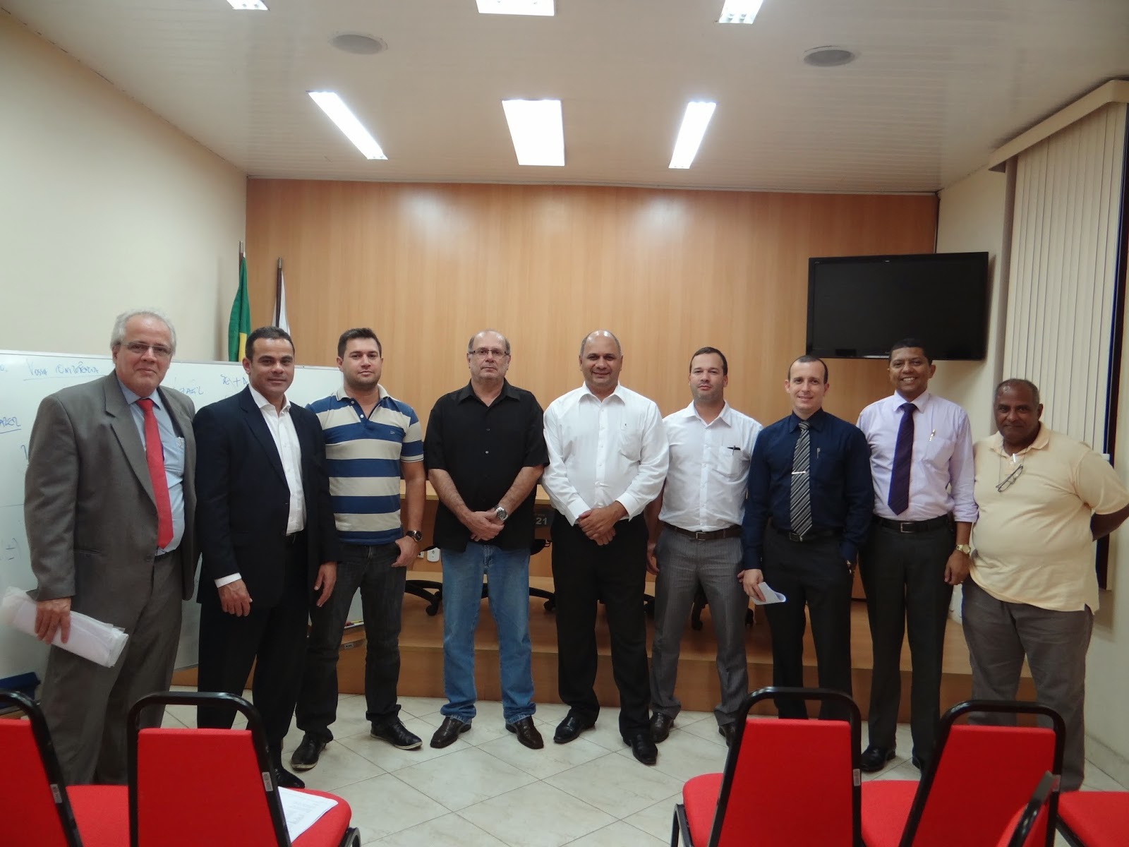 O REDATOR: ADVOGADO DAVID FARES DÁ PALESTRA-AULA NA OAB